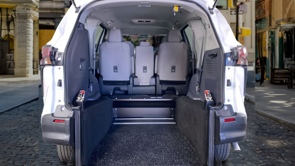 Toyota Rear Entry | Vantage Mobility